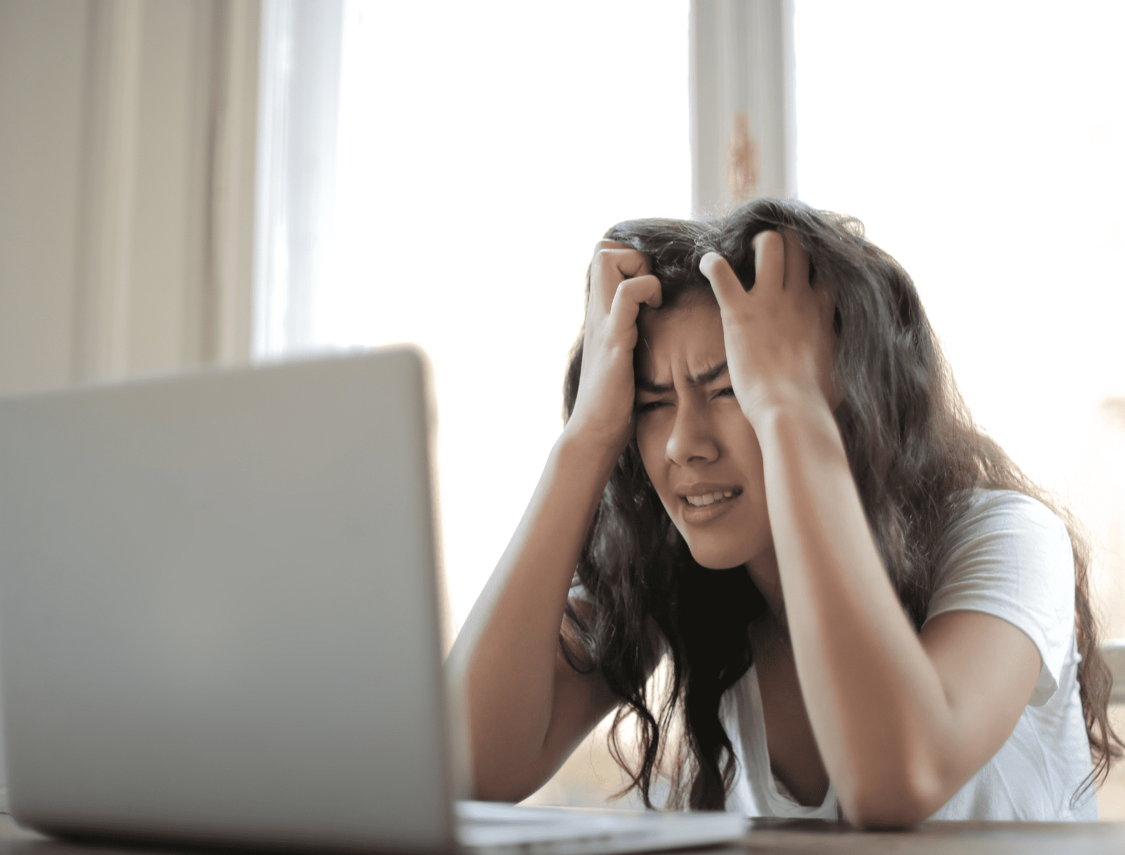 Episode #86 - EAE Bite #115 - "Don't Be Afraid of the Pain" - Life WritersLife Writers